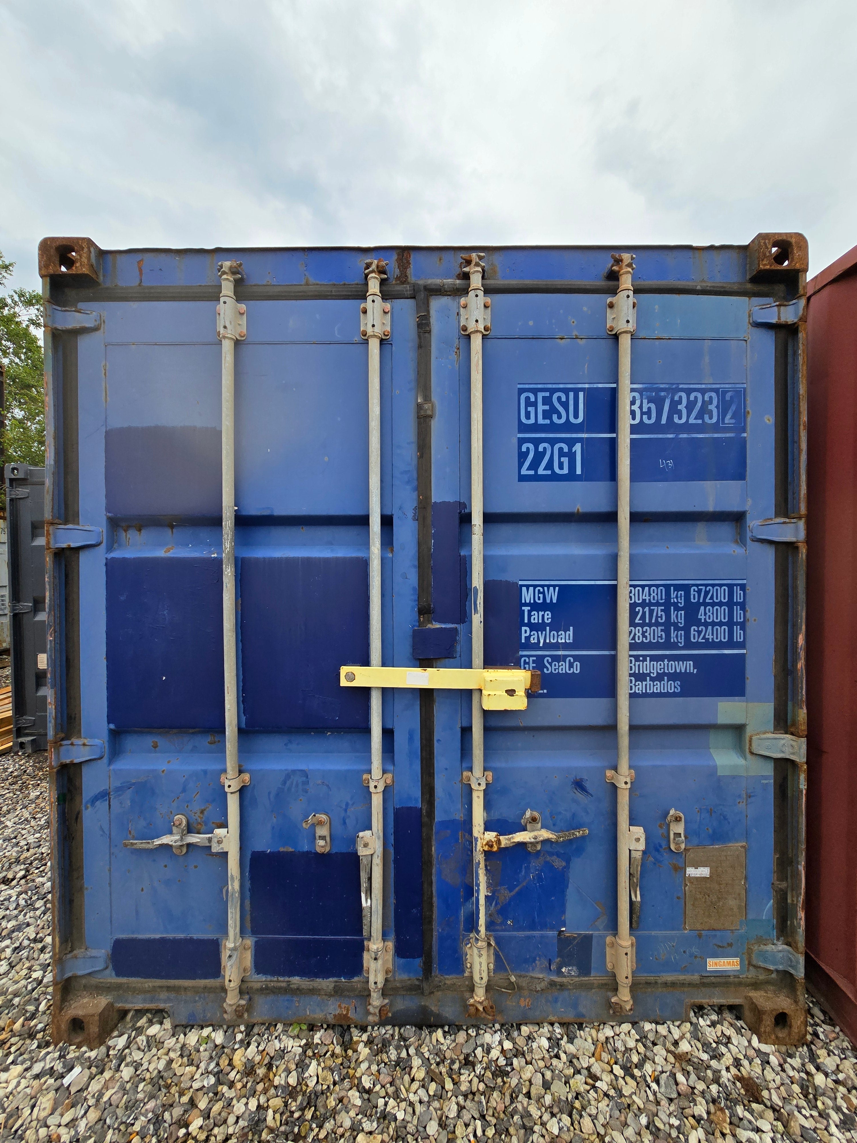 Isoleret 20 fods container med bom - AL Containerservice